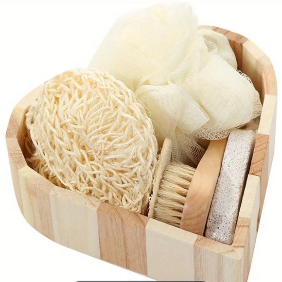 Yiwu | Bath & Body | Nwt Heart Shape Natural Environmental Friendly ...